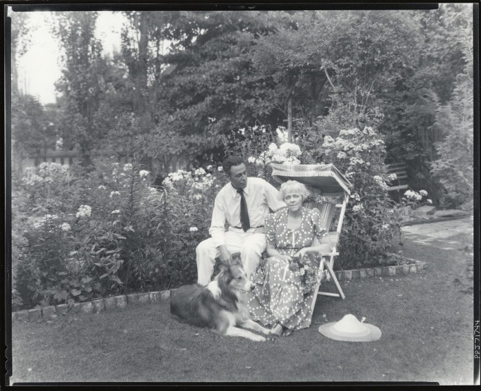 Mother Goose genius design | 1938 rotating sculpture by artist Richard ...