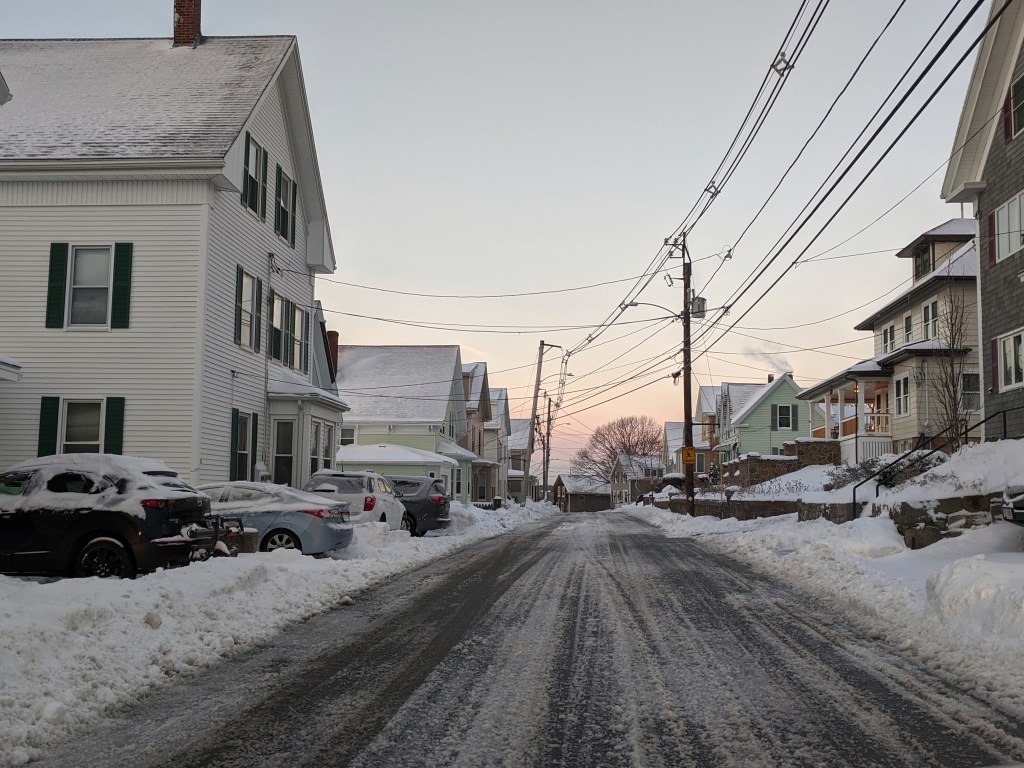 Powdered Rooftops and Streets #GloucesterMA Winter snow – Good Morning ...