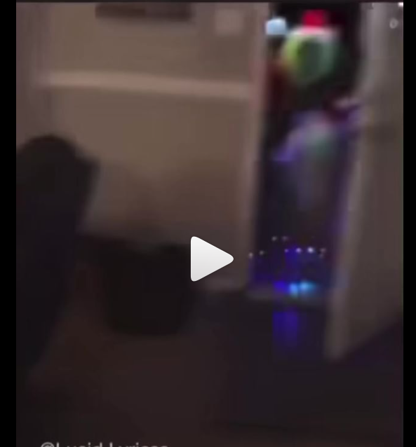 Christmas side hustle. Kids not behaving? Give me a call. 15 Seconds Of ...