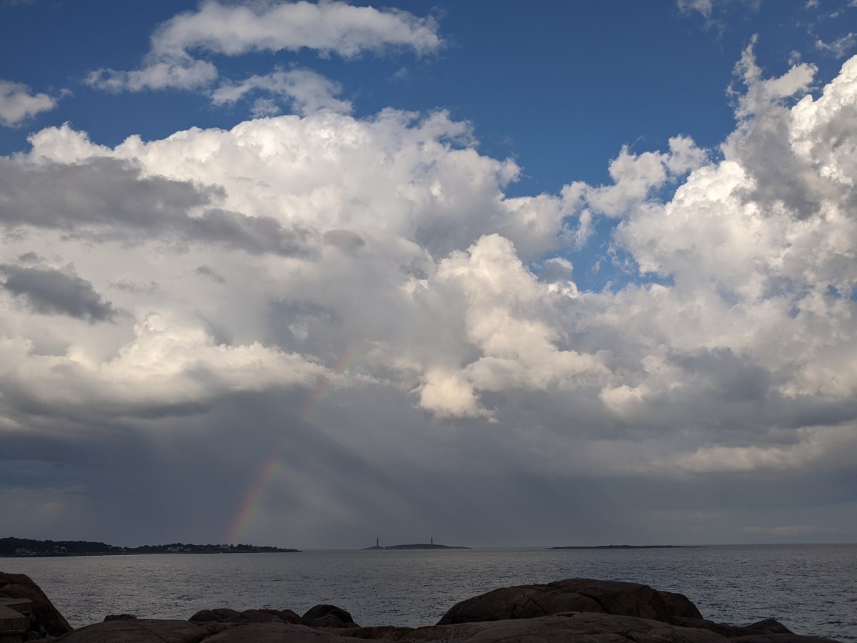Did you see the sunbeam rainbow? And the red sprites and night ...