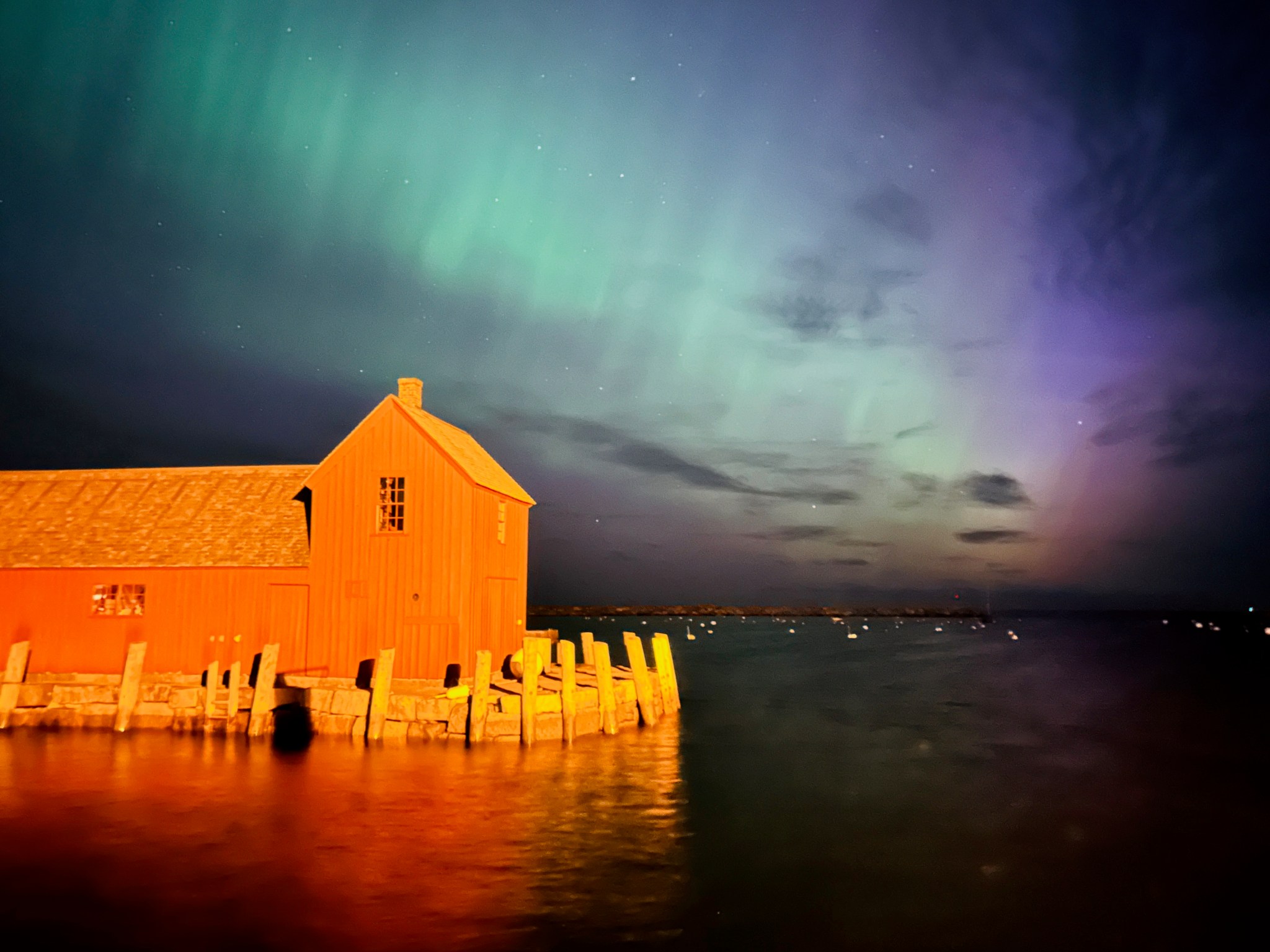 Northern Lights – Good Morning Gloucester