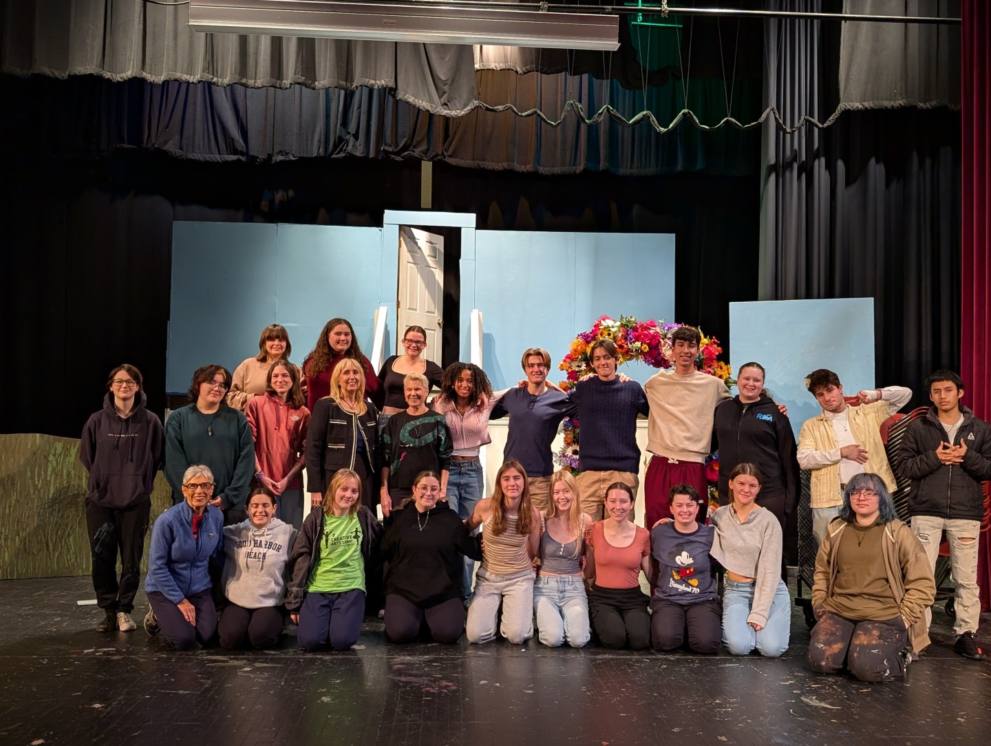 photos: Acclaimed actor and hometown hero Lindsay Crouse visits ...