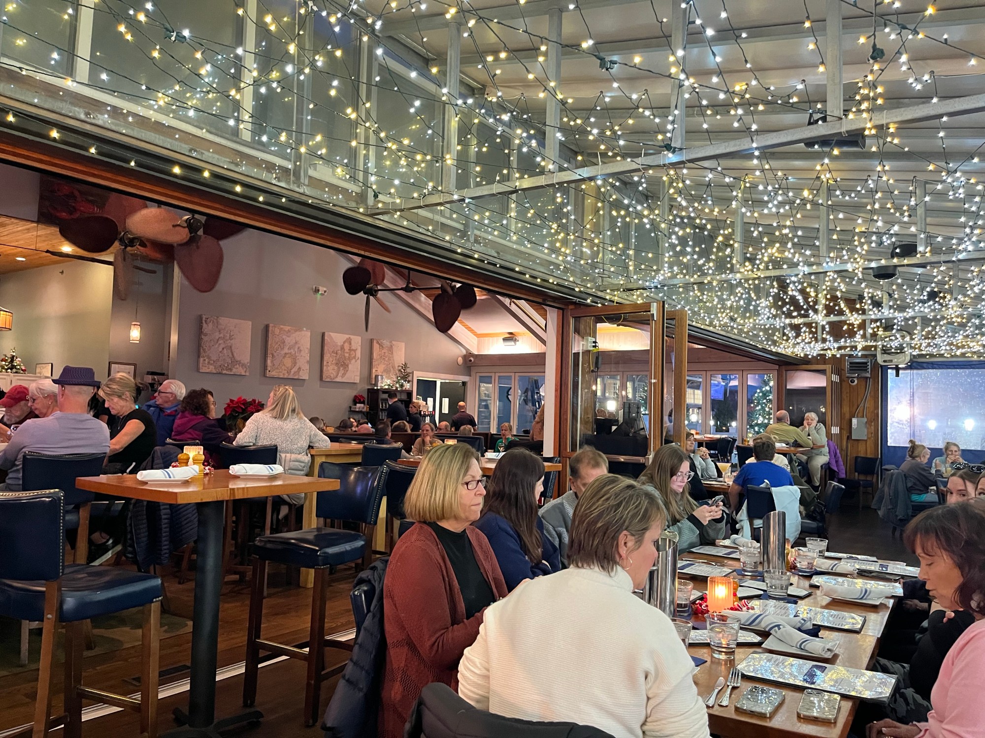 Seaport Grille On A Saturday Night – Good Morning Gloucester
