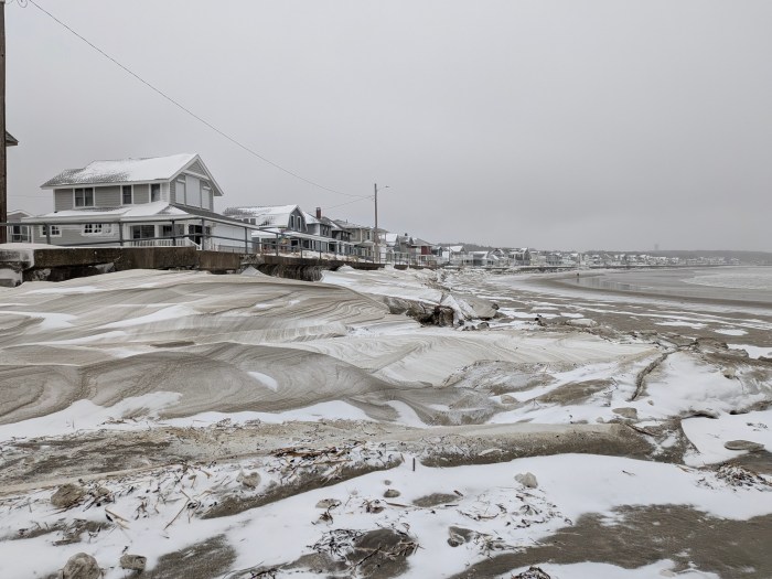 Snowstorm videos photos: Wind swirls heavy snow drifts taller than a ...